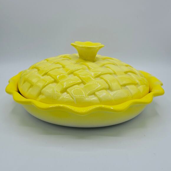 Unknown | Kitchen | Vintage Ceramic Covered Pie Plate With Domed Basket ...